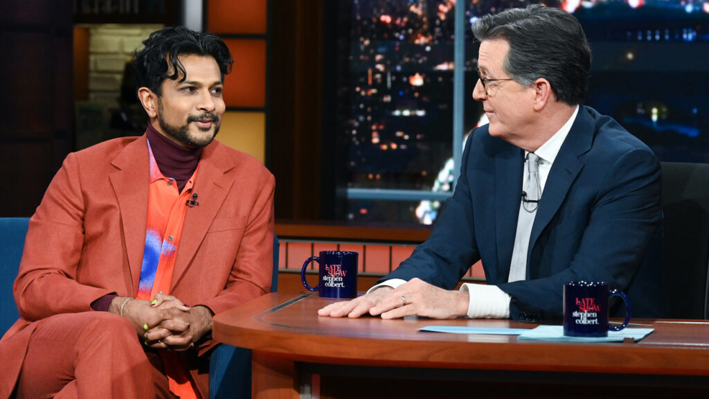 Utkarsh Ambudkar Breaks Into Impromptu Freestyle Rap on The Late Show ...