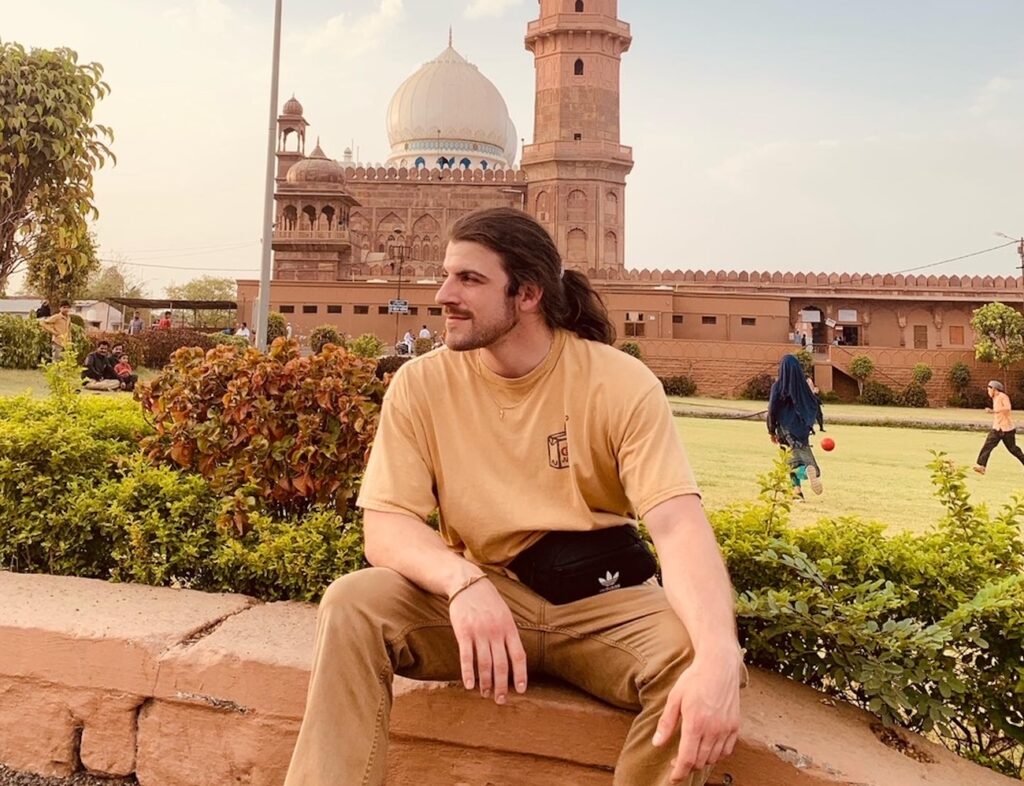 A White Atheist in India’s Island Shrine: My Experience of Muslim ...
